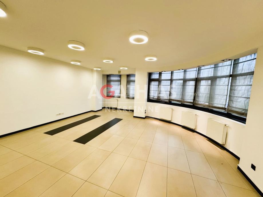 Zagreb, Trešnjevka, prostran i moderan ured od 320 m² (iznajmljivanje)