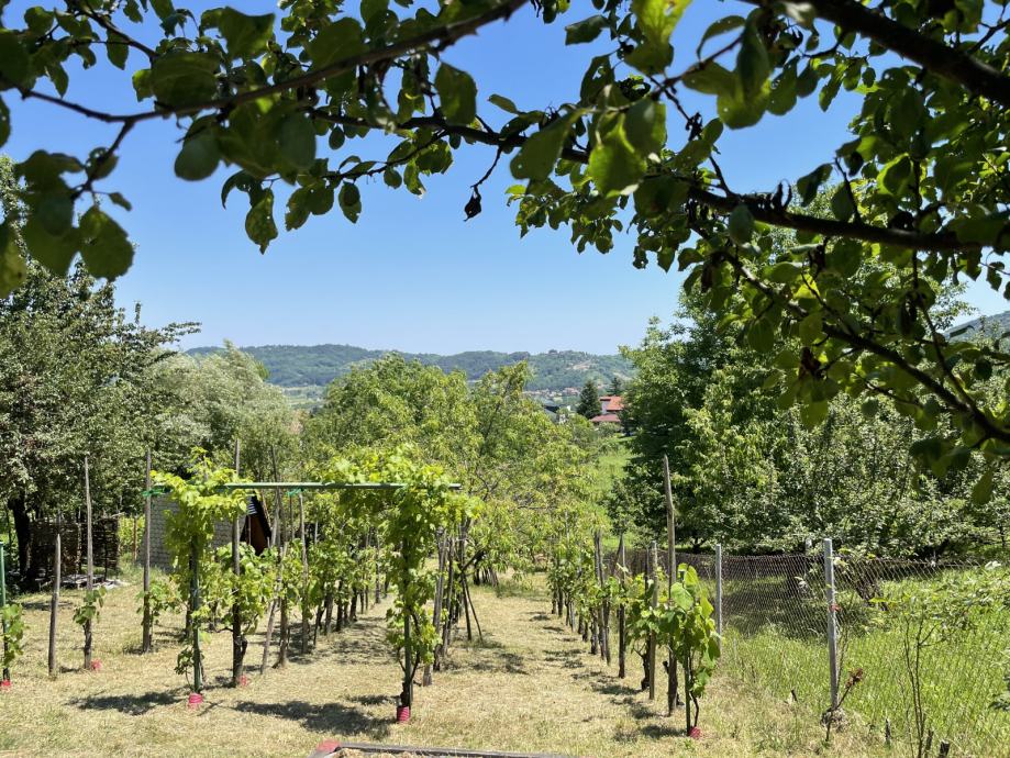 Zemljište 655 m2 s klijeti, Mala Rakovica, Samobor