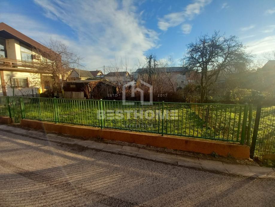 Zemljište sa kućom 330 m2, Trešnjevka (prodaja)