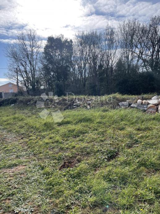 ZEMLJIŠTE PRED URBANIZACIJU