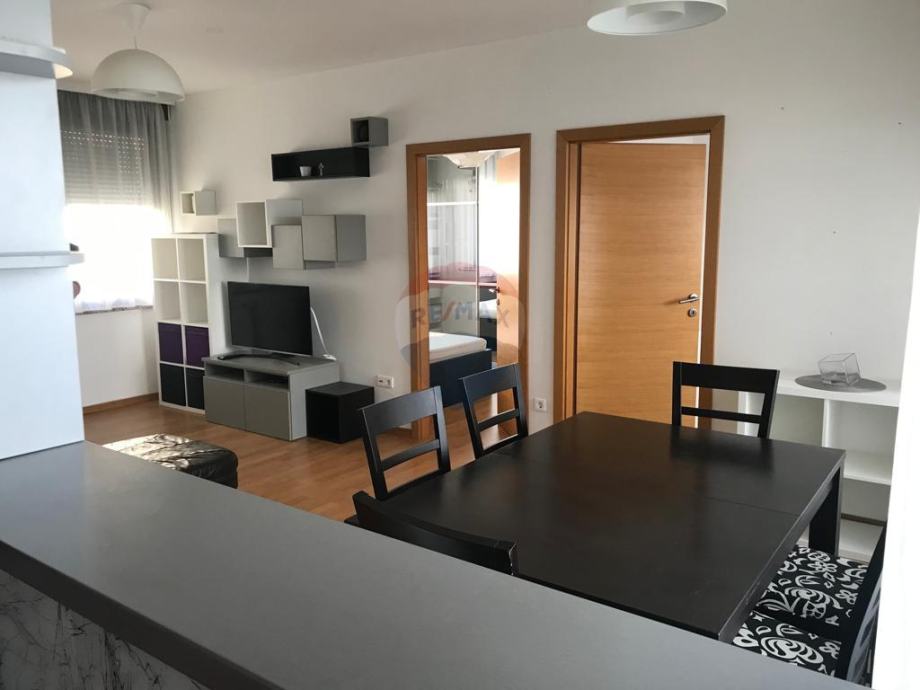 ZG, Avenija Dubrava | NOVO uređen trosobni stan 63m2 s garažom ...