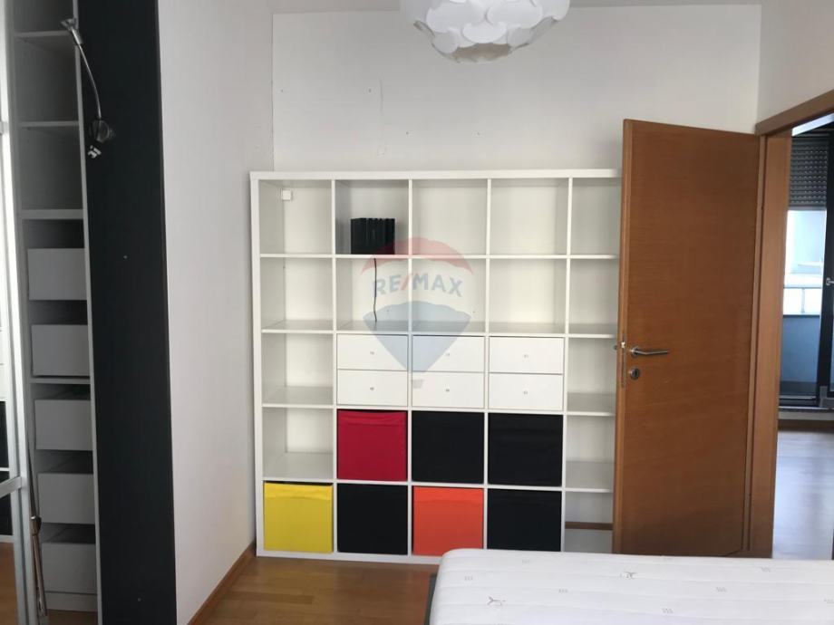 ZG, Avenija Dubrava | NOVO uređen trosobni stan 63m2 s garažom ...