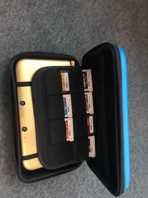 Nintendo 3DS XL Gold edition