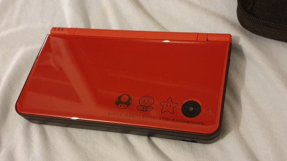Nintendo 3Ds Xl Mod + Nintendo Dsi Xl 25th anniversary limited edition