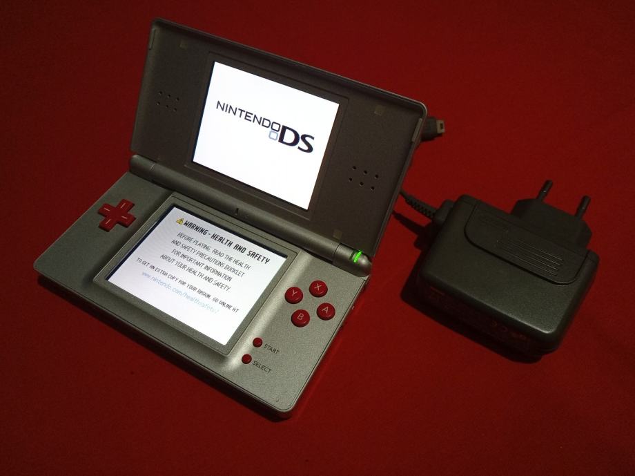 Nintendo DS lite gray & red custom