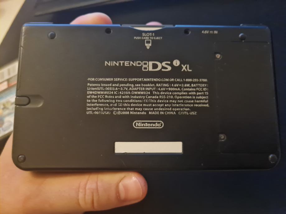 Nintendo DSi XL