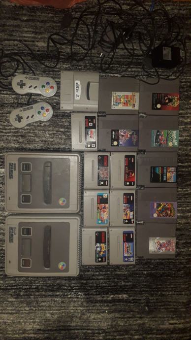 2 Nintendo SNES konzole i 15 igrica