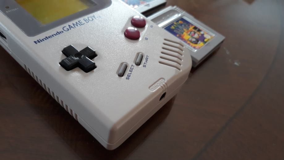 Nintendo Game Boy 2