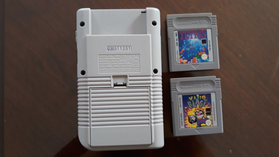 Nintendo Game Boy 2
