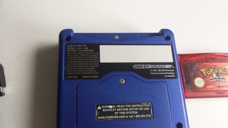 Nintendo Game Boy Advance SP AGS-101