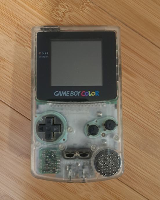 Nintendo Gameboy Color + igra po izboru