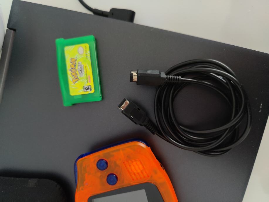 NINTENDO GBA+ POKEMON GOLD