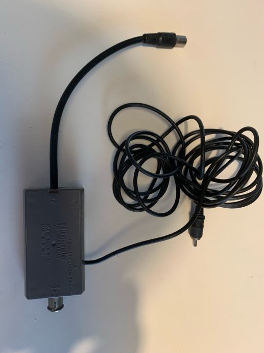 Nintendo NES i SNES RF Switch za spajanje na TV