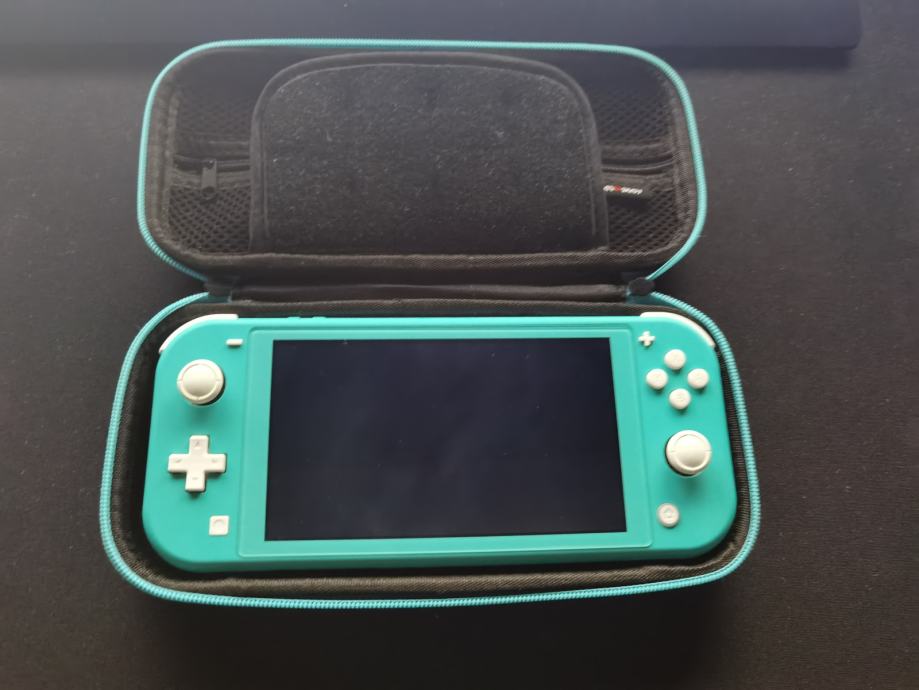Nintendo Switch Lite + oprema