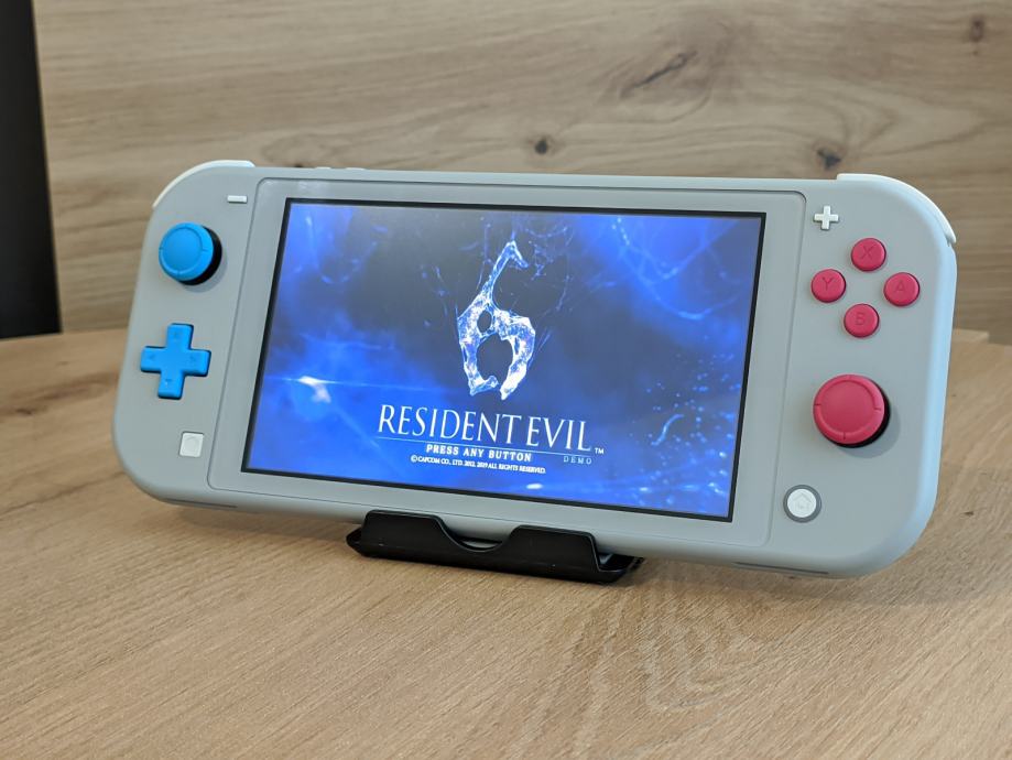 Nintendo Switch Lite - Zacian and Zamazenta Edition