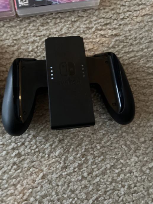 Nintendo Switch OLED 256GB + 10 igara