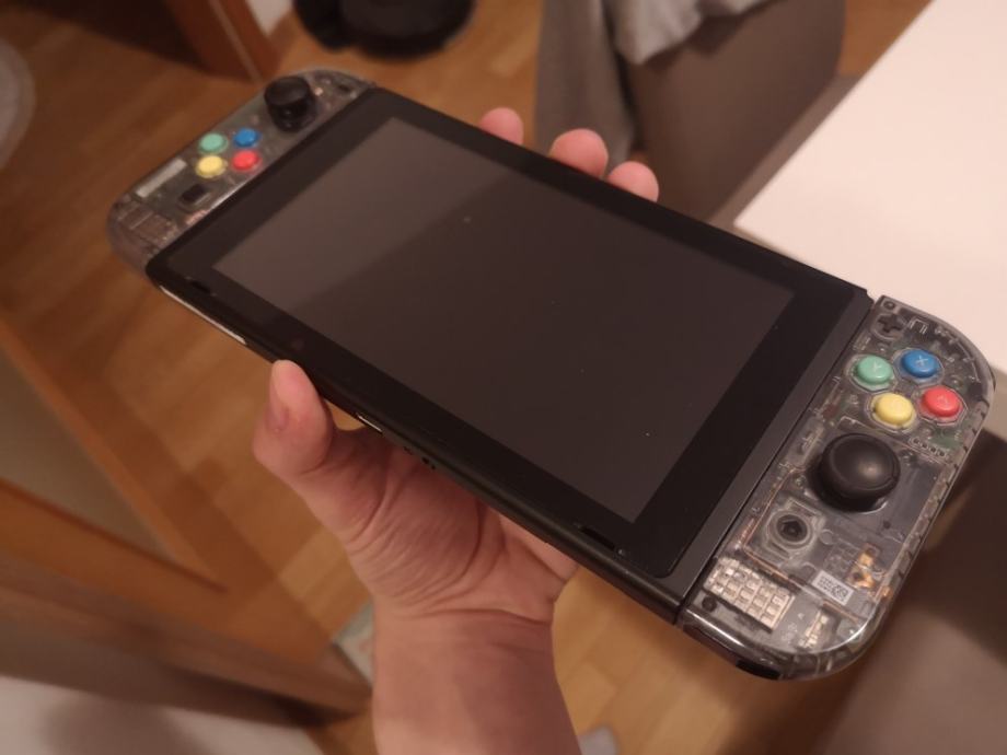 Nintendo Switch + SX OS + 64 Gb Sd