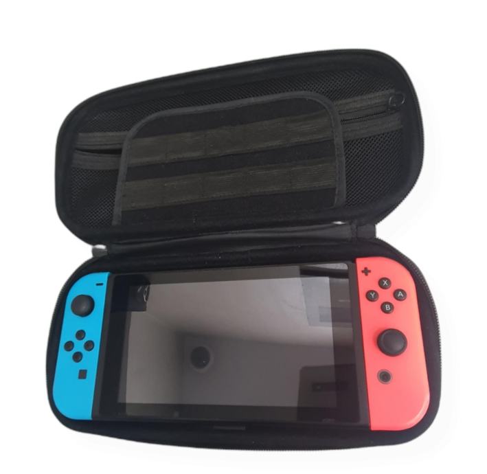 NINTENDO SWITCH V1 + 5 IGRICA ***DO 12 RATA*** R1!