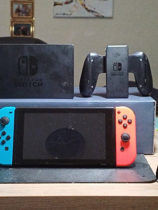 Prodajem Nintendo swich