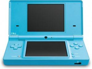 Nintendo dsi + 120 igrica