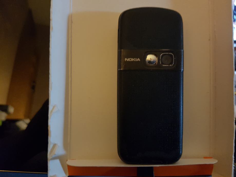 Nokia 6080 u dobrom stanju na T-mobile mrežu 099,098,097 SIM kartice!!