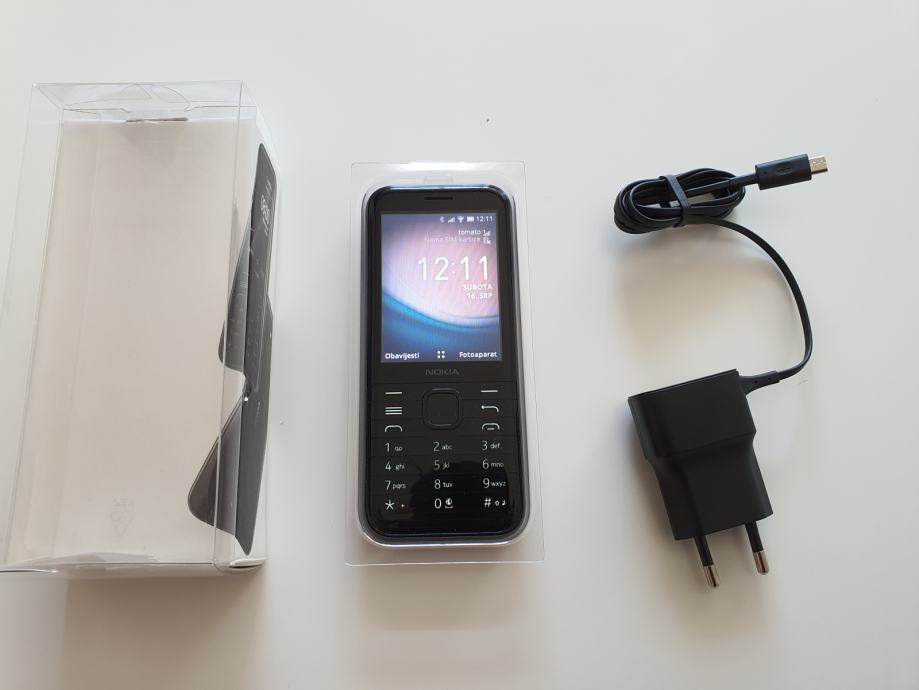 Nokia 8000 4G - Dual sim, moderna Nokia na tipke