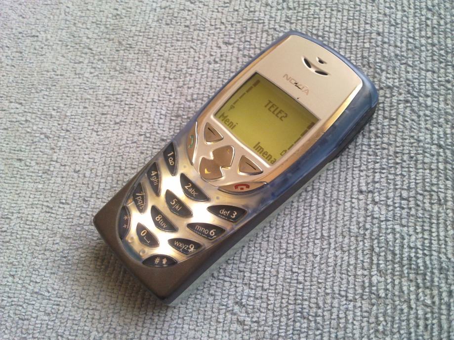 NOKIA 8310 (IZVRSNA) HR JEZIK, SVE MREŽE, NOVA BATERIJA, PUNJAČ