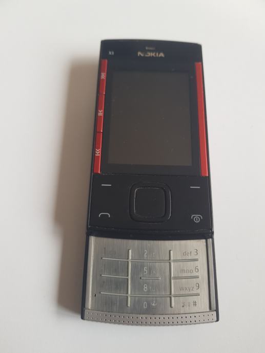 Nokia X3-00, sve mreže, sa punjačem