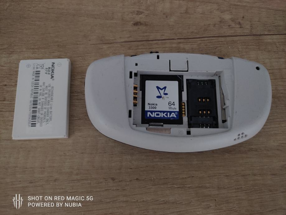 Prodajem Nokia 3300 rijedak model