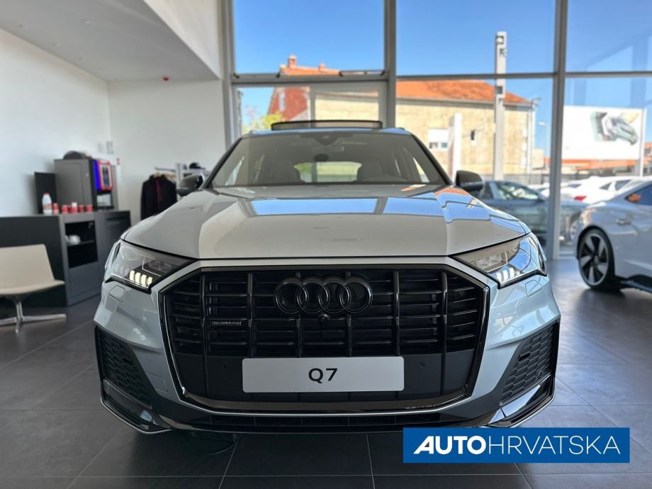 Audi Q7 50TDI quattro tip S line+, 127.777,94 €, 2023 god.