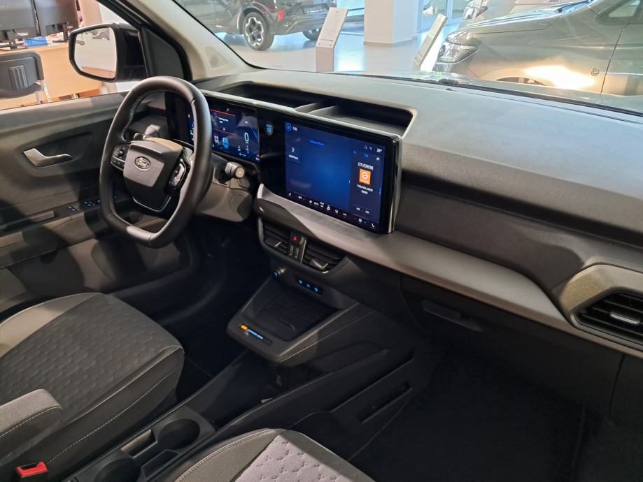 COURIER TOURNEO V769 TITANIUM BEV Electric 100kW *AKCIJA*, 2025 god.