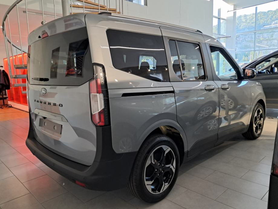 COURIER TOURNEO V769 TITANIUM BEV Electric 100kW *AKCIJA*, 2025 god.