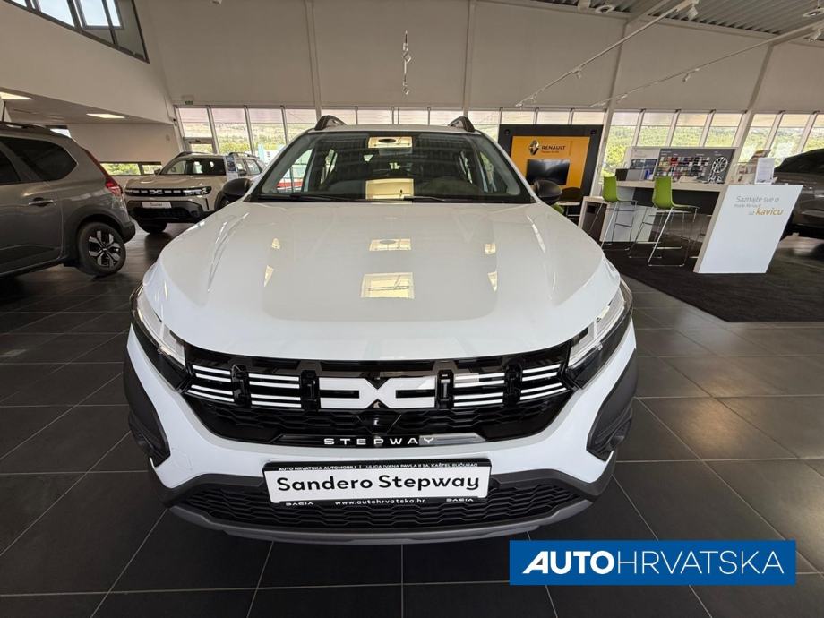 DACIA SANDERO STEPWAY ESSENTIAL 1.0 TCE 90, 16.025,90 € - Akcija, 2025 god.