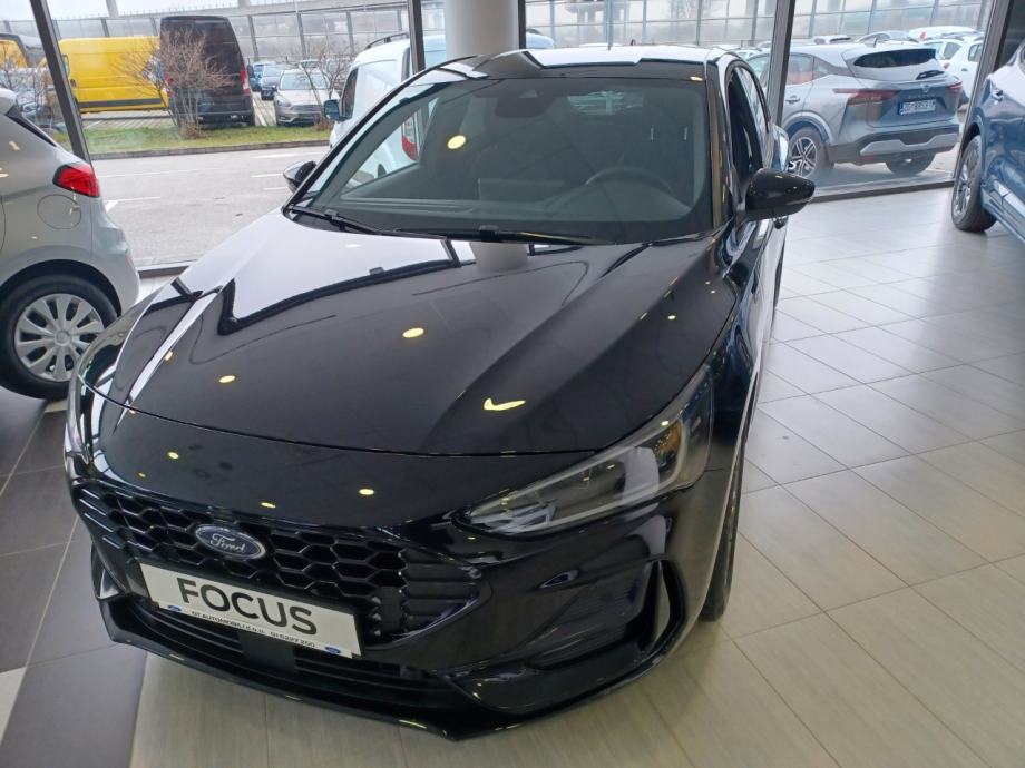 Ford Focus 1,0 EcoBoost 125ks St-line Winter ***Isporuka odmah!, 2022 god.