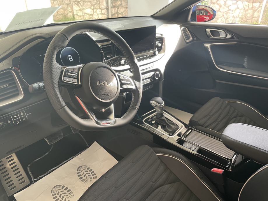 Kia Pro ceed 1,5 T-GDI GT-LINE DCT MODEL 2023, 2022 god.