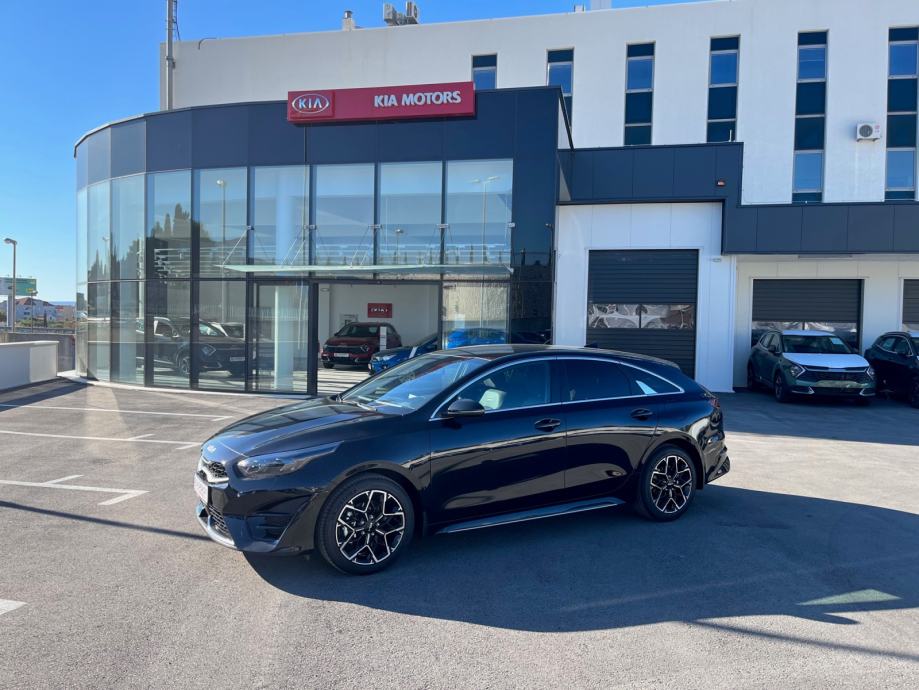Kia Pro ceed 1,5 T-GDI GT-line ISG, DCT, MY23 7 GODINA JAMSTVA, 2022 god.
