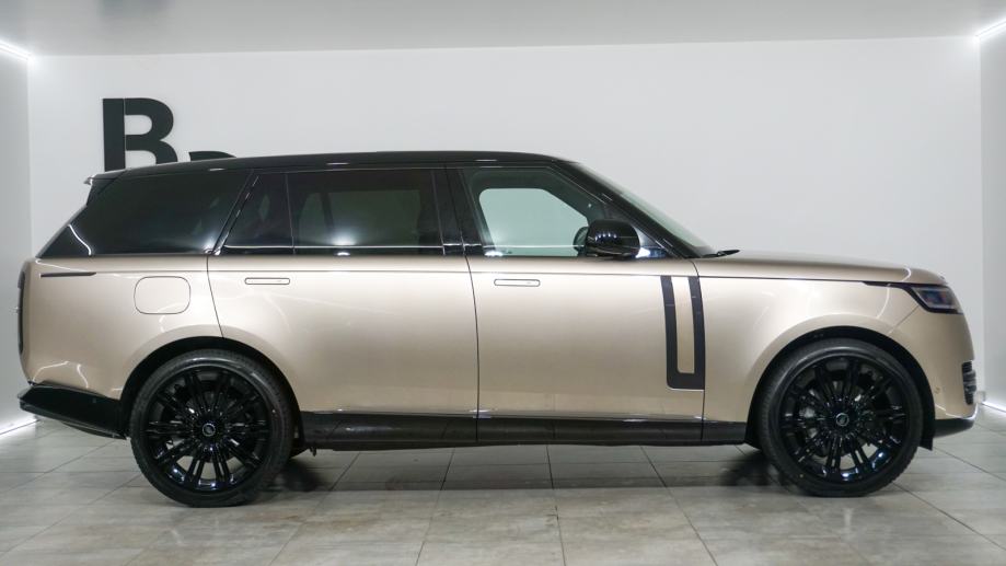 LAND ROVER RANGE ROVER HSE LWB 3.0 350 AWD A8, 2023 god.