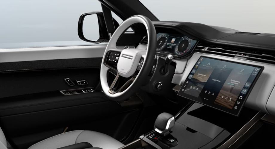 LAND ROVER RANGE ROVER SPORT DYN SE 3.0 300 4WD A8 MHEV, 2023 god.