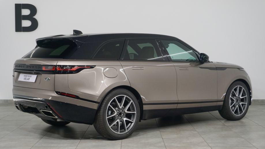 LAND ROVER RANGE ROVER VELAR R-DYN SE 3.0 300 4WD A8 MHEV, 2022 god.
