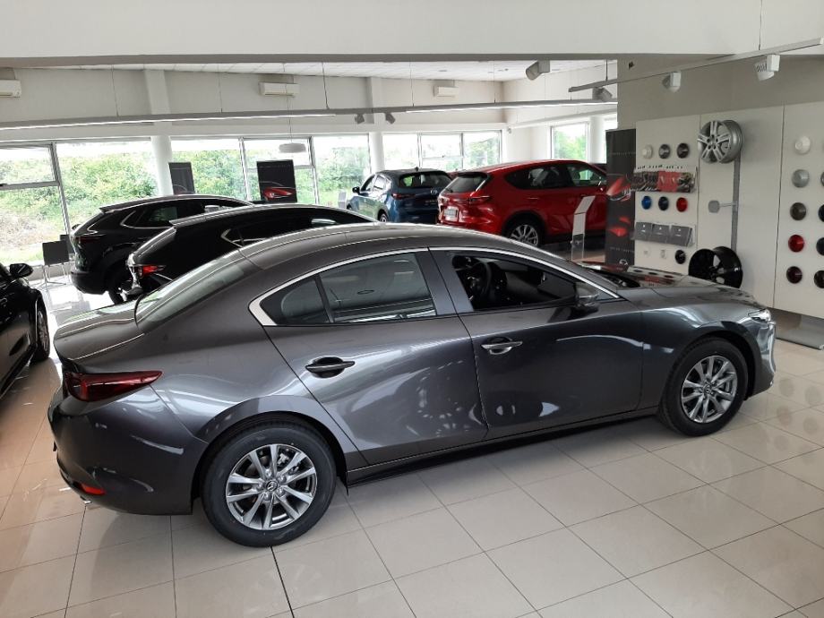 Mazda 3 SDN G122 PRIME LINE *isporuka odmah, 2023 god.