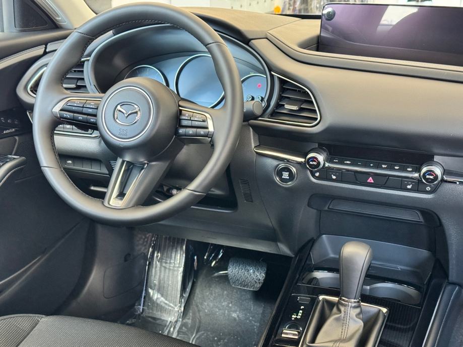 Mazda CX‑30 5WGN 2.5L e‑SKYACTIV G 140ps 6AT FWD Exclusive‑line, 2025 god.