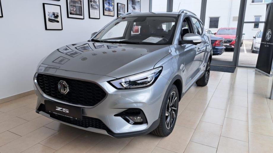 MG ZS LUXURY 1.0T-GDI 111KS AT 5V, 2023 god.