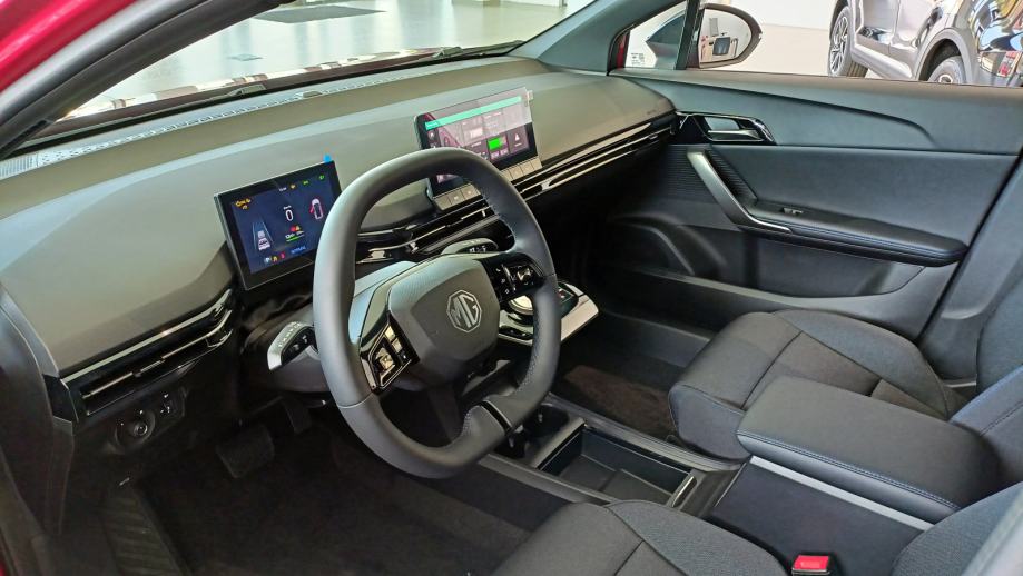 MG4 EV COMFORT 150 kW 64kwh- TESTNO VOZILO!, 2023 god.