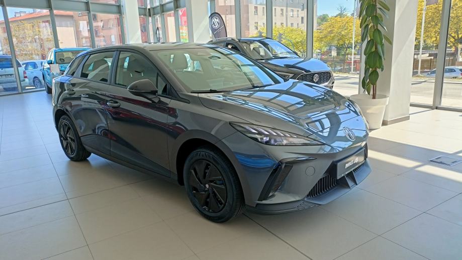 MG 4 EV STANDARD 125 kW - 30.900 EUR AKCIJA!!! DO 30.04.2024, 2023 god.