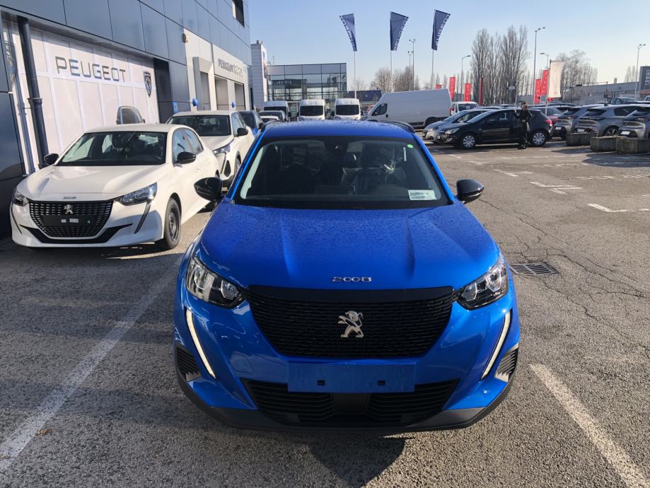 Peugeot 2008 STYLE 1,5 BLUEHDI 110, 2022 god.