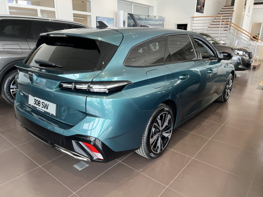 Peugeot 308 SW 1.2 PureTech 130 KS ALLURE EAT8 *ISPORUKA ODMAH*, 2023 god.