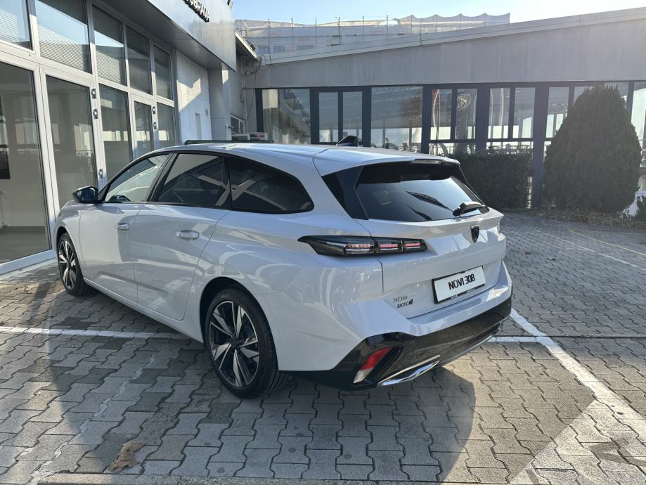 PEUGEOT 308 SW ALLURE BlueHDi 130 EAT8, 2024 god.
