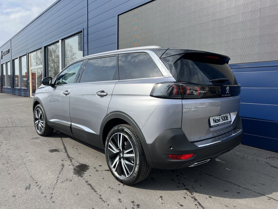 Peugeot 5008 GT PACK 2,0 BlueHDi 180 EAT8, 2022 god.