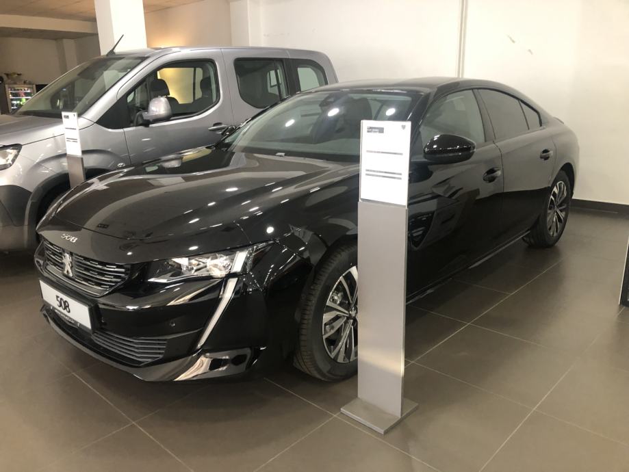 PEUGEOT 508 ALLURE 1,5 BLUEHDI 130 EAT8-AUTOMATIC, 2022 god.