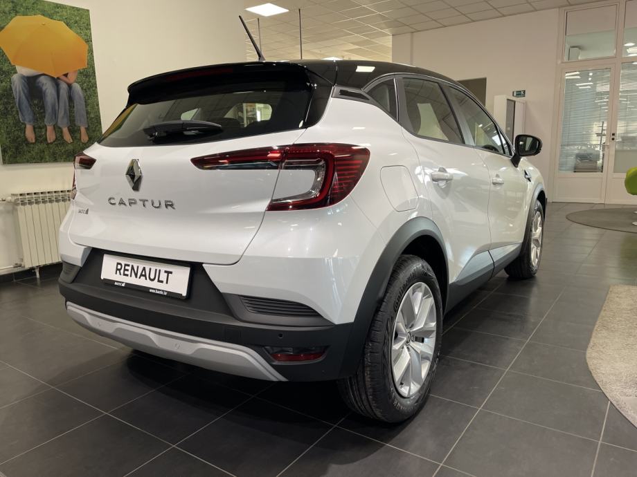 Renault Captur Evolution TCe 90, 2023 god.